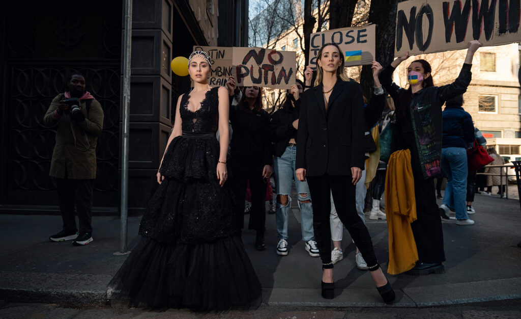 GIRLS O’CLOCK / Manifiesto - The Strawberry Blonde